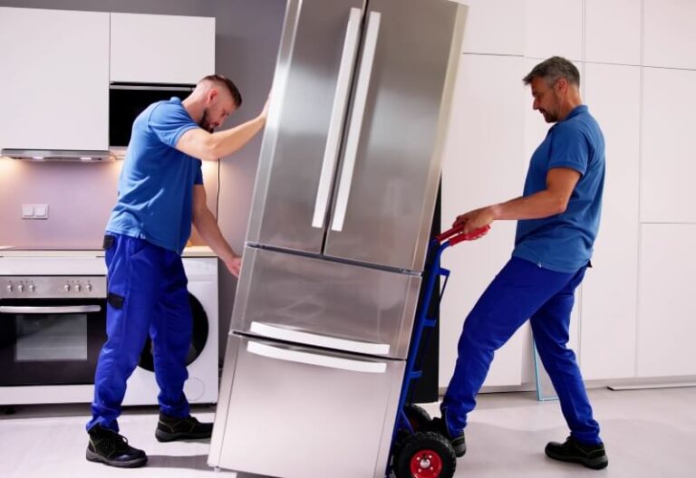 How to Transport a Refrigerator Safely in Texas